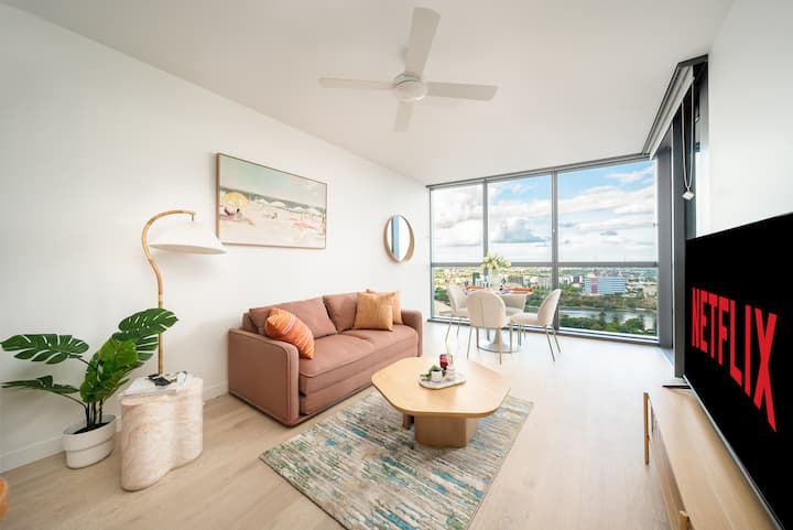 Queen's Wharf 1b+study · City Breeze & Views - Brisbane