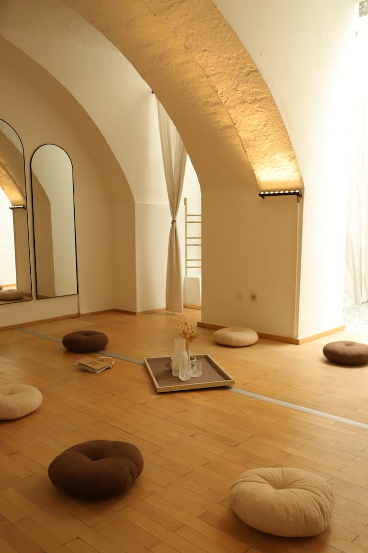 Studio Für Workshops, Ausstellungen, Bewegung - 
