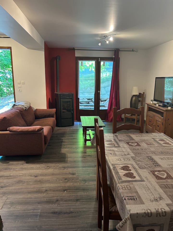 Appartement. 4 Pers éQuipé - Moutiers