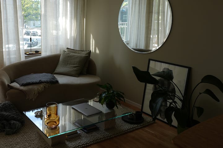 Modern Tvåa Med Solig Balkong - Norrköping