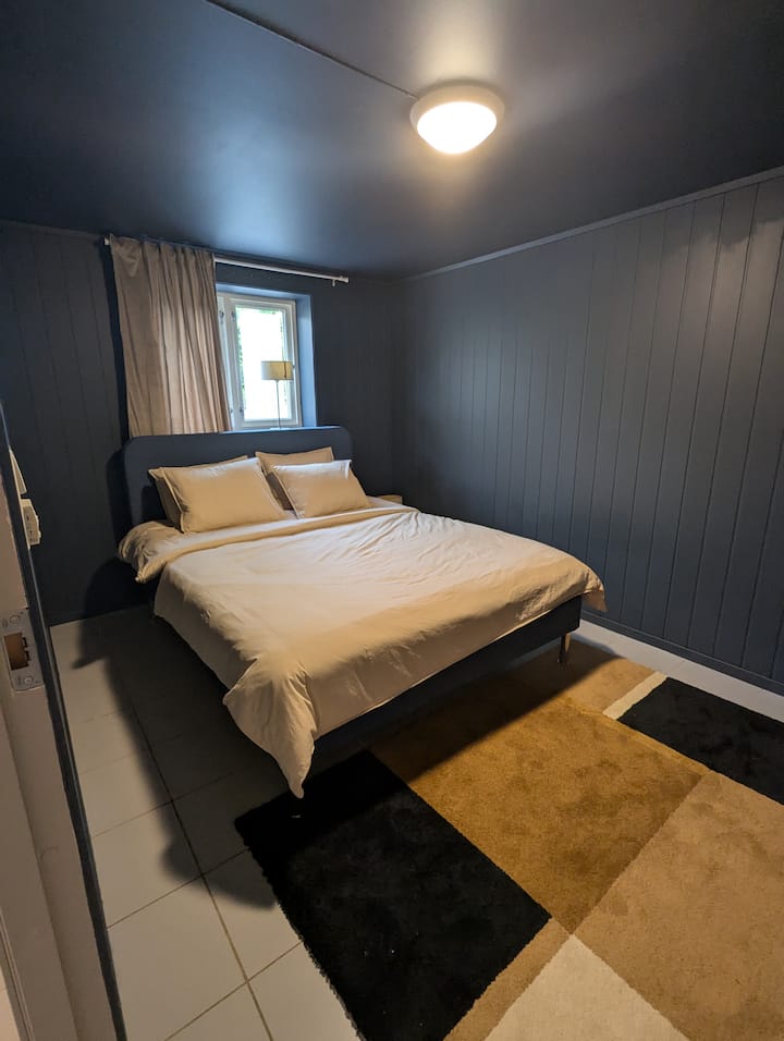 Convenient & Modern Basement Apartment - Kristiansand