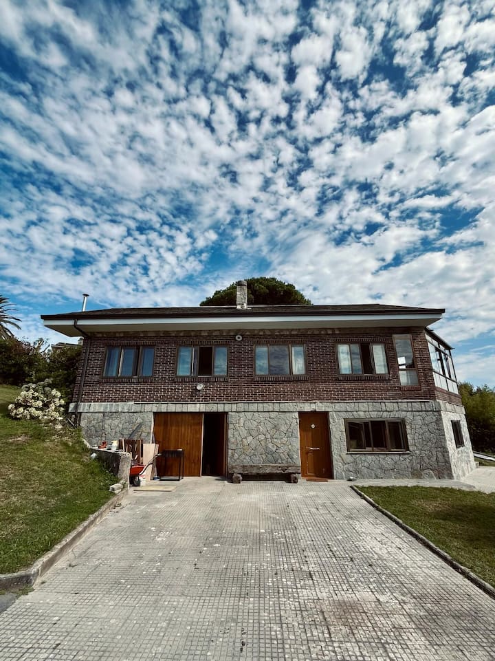 Casa Con Jardín Enfrente Del Mar - Isla