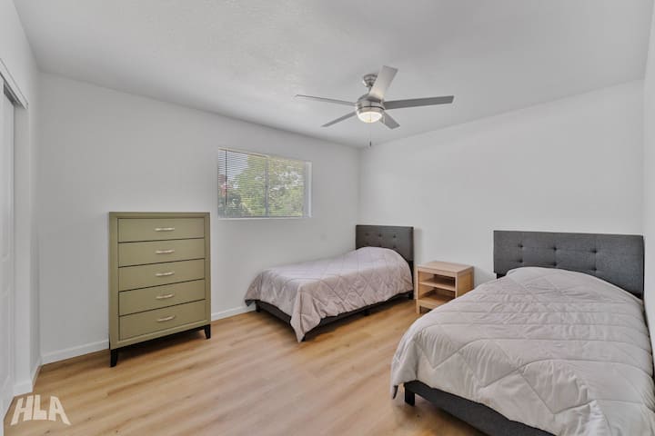 Centrally Located 4 Bedroom Home - Yuma, AZ