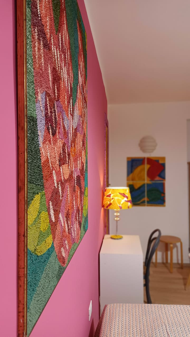 Artist's Apartment In Vomero With 2 Bathrooms - Neapel