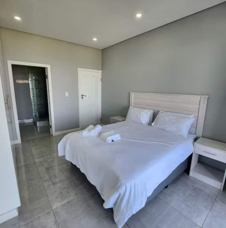 Seaside Escape - eMdloti