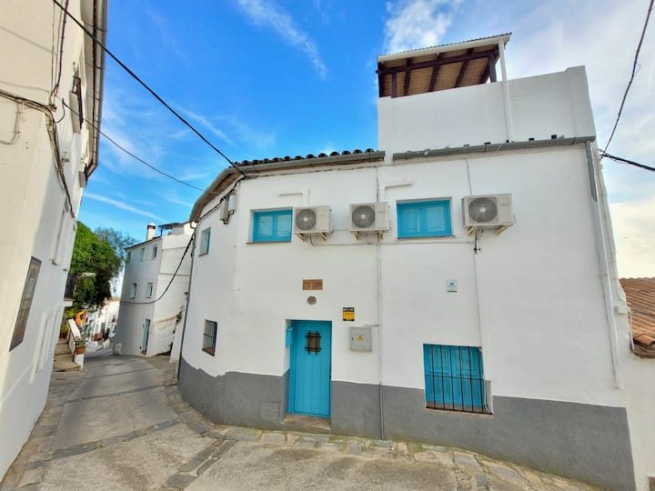 Casa Tradicional Con Impresionantes Vistas - Gaucín
