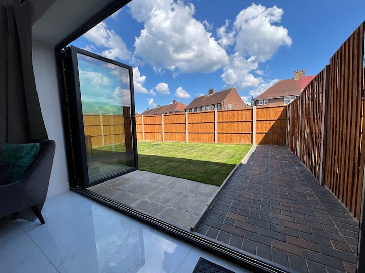 Perfect Contractor House/3 Free Parking/3 Showers - Botany Bay - London