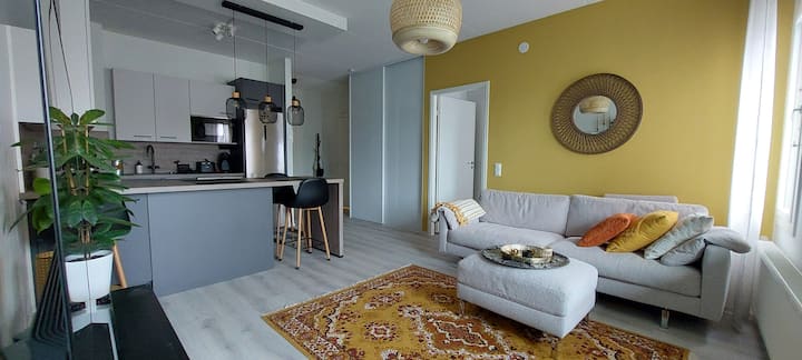 Valoisa Saunallinen Huoneisto Lähellä Arboretumia - Tampere