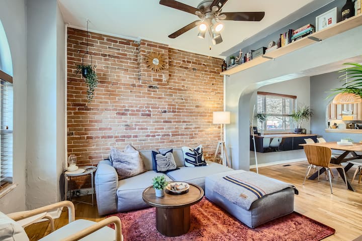 Rino Charmer, 2bd Family Home + Ev Charger - Hilltop - Denver