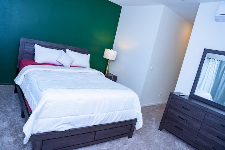Room "C" At Lemon Grove 1 Queen Bed - Spring Valley, CA