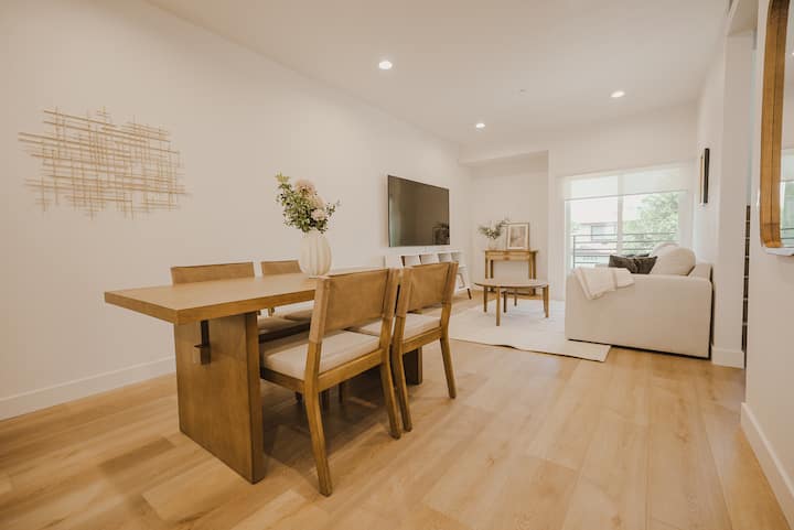 #2 New Luxe Townhome Near Pasadena! 2bdrm 3.5 Bath - Arcadia