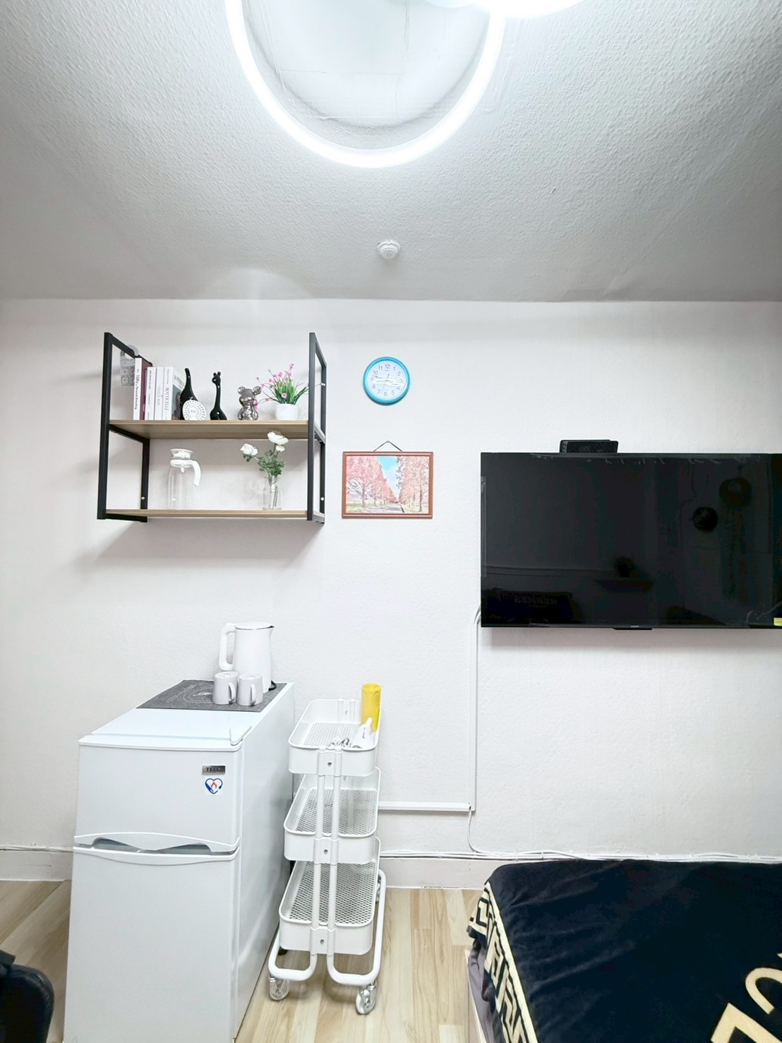 (Autumn D) Business/Student/Couple/Business District/1 minute to MRT/Washer + Dryer/Pharmacy ...