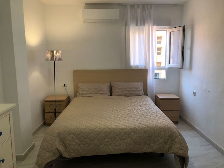 Room Near Alicante Center - Alicante