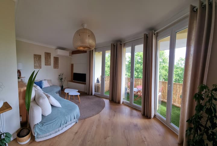 Logement Avec Balcon Et Place De Parking - Narbonne