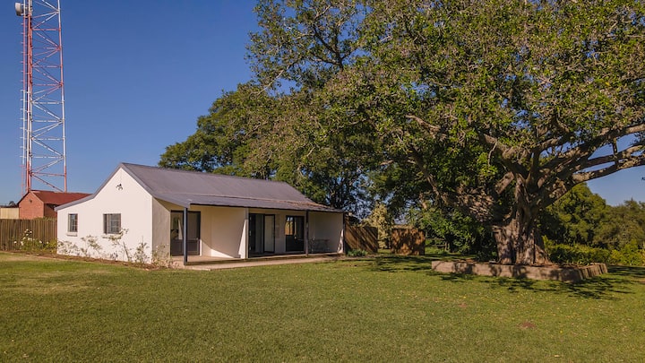 Bloomhill Luxury Cottage 4 Beds - Albert Falls