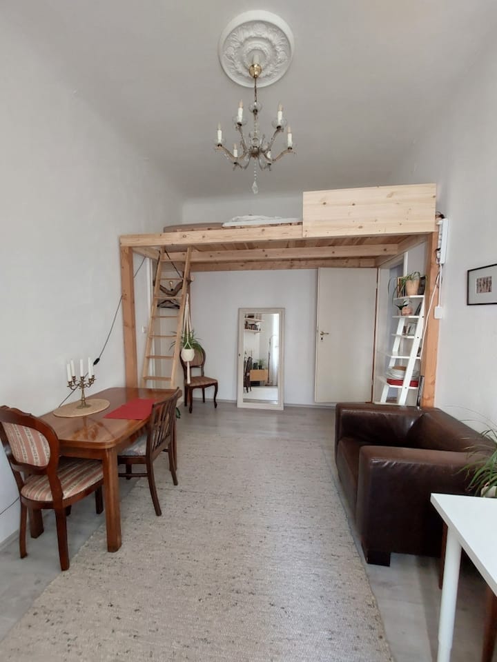 Gemütliche 1-zimmer-altbauwohnung - Berlín