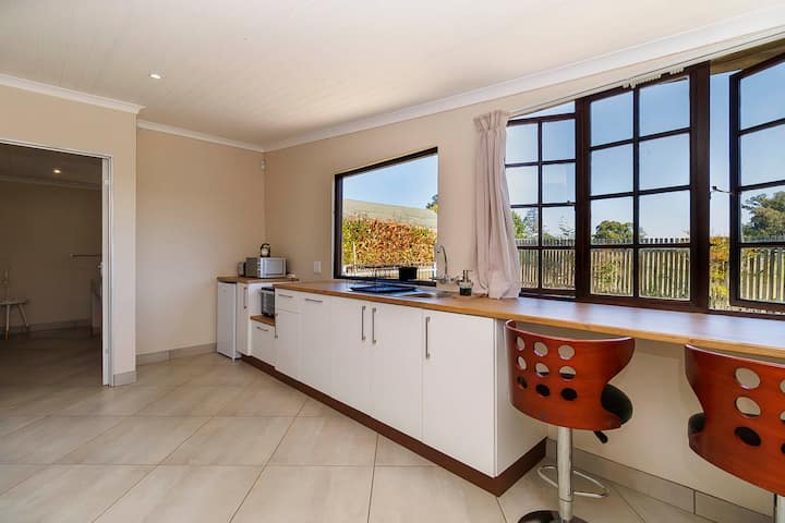 Bloomhill Luxury Cottage - 2 Bed - Albert Falls