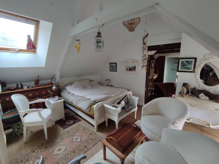 Chambre Cosy Et Salon De Détente - Pluvigner