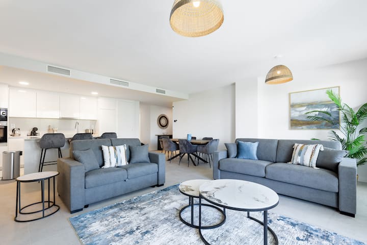 Casa Rosas-luxury Central Apt - Estepona