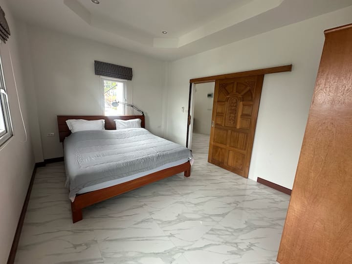 O.b.d.1 - 1 Br,1ba, Full Kitchen - Patong Beach