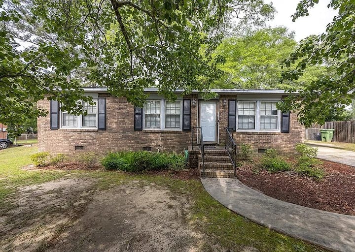 Sunny Sunshine 3 Br/1 Bath 15 Mins From Ft Benning - Columbus, GA