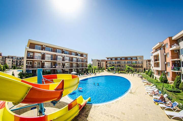 2 Bed Suite With Pool Views - Nessebar