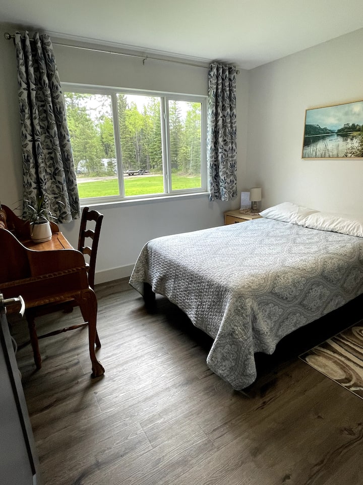 Private Room In The Country - Canada