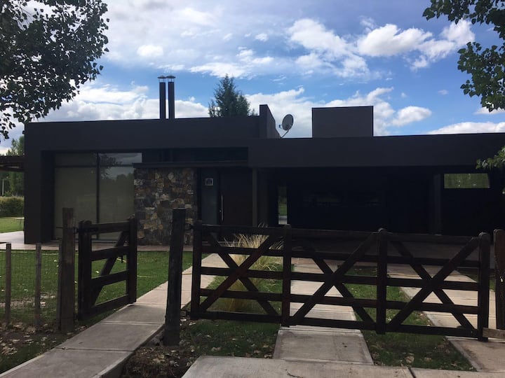 Casa Las Rosas, Camino Del Vino - Tunuyán