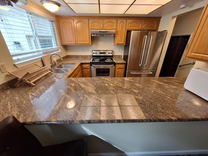 Get Here.  Drop Bags. Enjoy Life - San Jose, CA