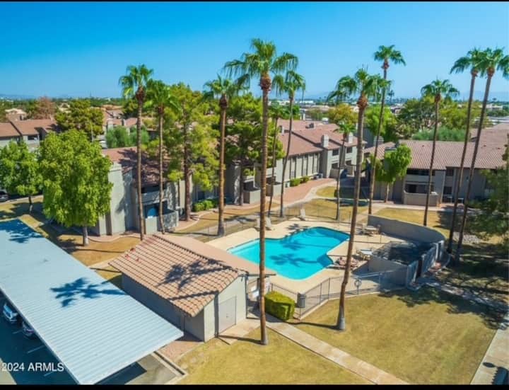 Newly Renovated Condo - Mesa, AZ