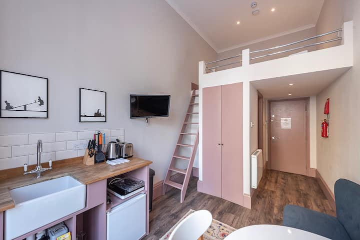 Kick-ass Notting Hill Studio - Notting Hill
