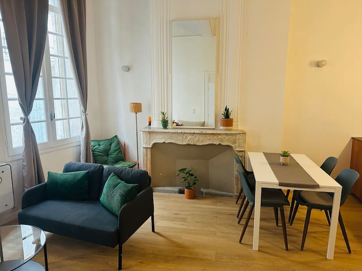 Venez Découvrir L’écusson Avec Style ! - Montpellier