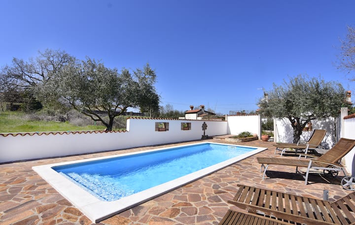 Camera Eden In Casa Con Piscina E Spa - Cittanova