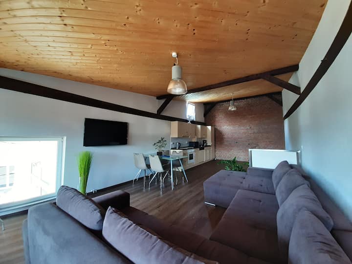 Apartment Mit 2 Etagen & Balkon - Erfurt