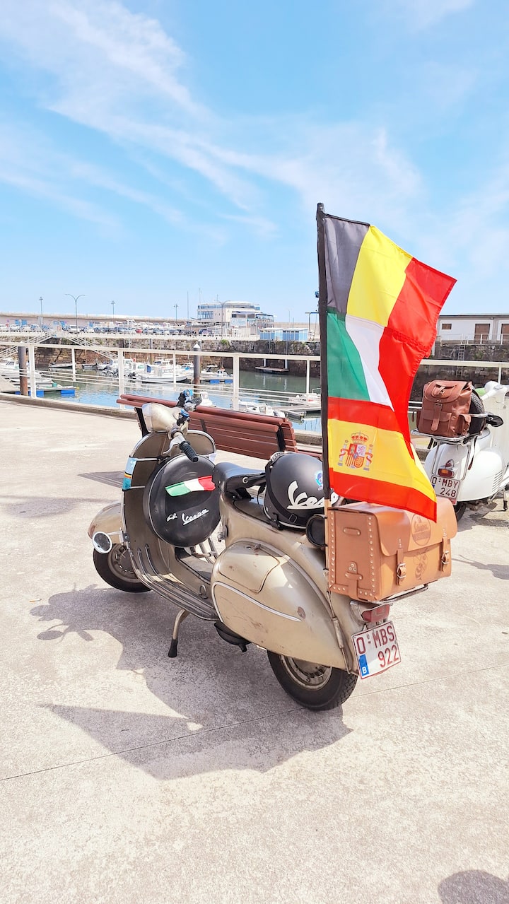 Jona Candás The Place To Be - Carreño