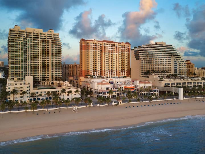 Marriott's Beachplace Towers - One Bedroom Villa - Fort Lauderdale, FL