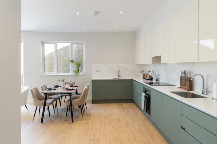 Woodlands Mansion - Sleeps 20 - Londres