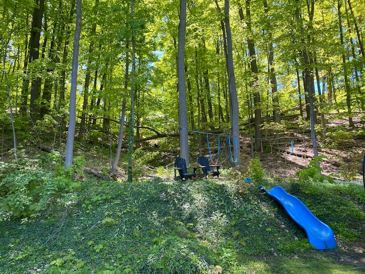 Grimsby Forest Getaway - Grimsby