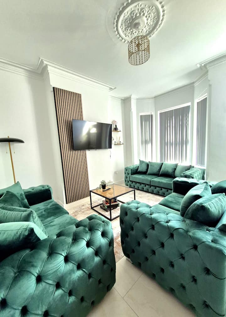 Large Stylish 3-bed Home – Nottingham Stay - Nottingham