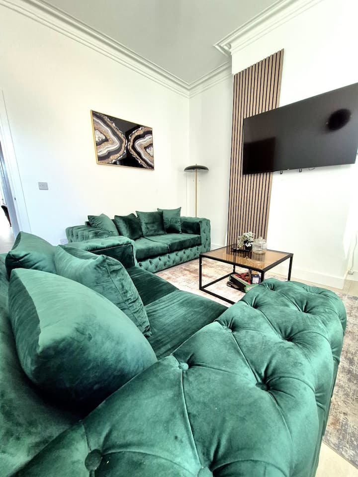 Stunning 3 Bed House In Nottingham - Nottingham