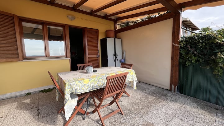 Colline & Mare Apt Gradara Con Patio E Vista Mare - Cattolica