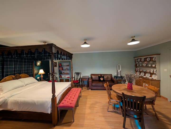 Garden Cottage - Maldon