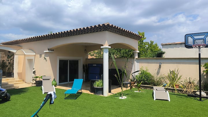 Studio Avec Jardin Et Piscine - Pierrefeu-du-Var