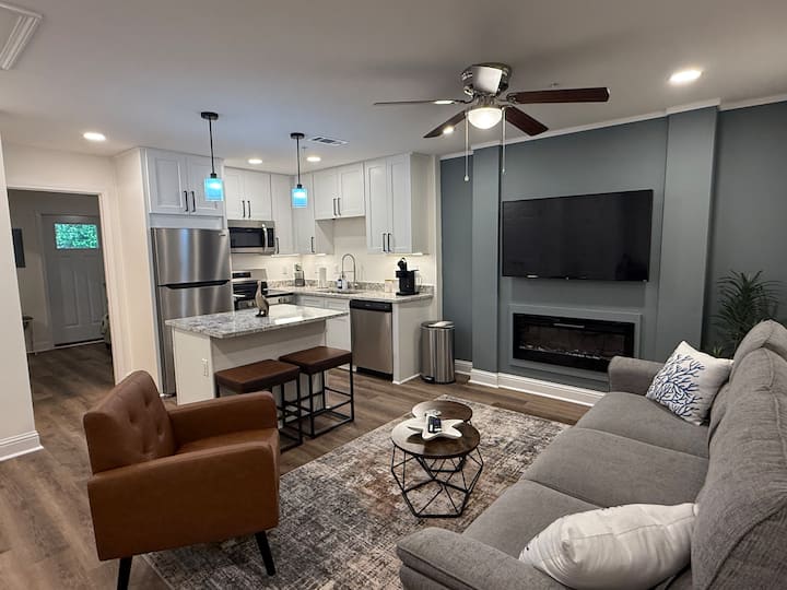 Townhome: Central To Beaches/casinos/shopping - Gulfport, MS