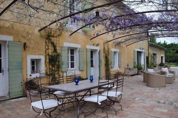 Evasion Dans Le Luberon - Le Thor