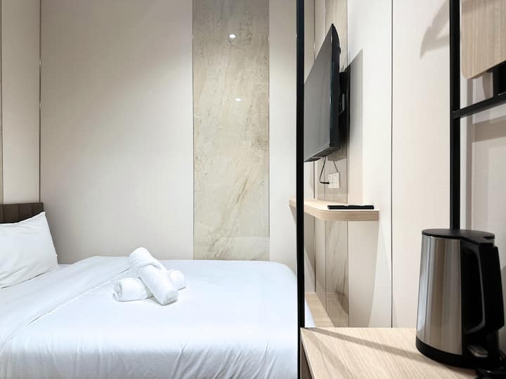 Nest Hotel: Standard Queen Room, 3 Min Walk To Mrt - Bedok