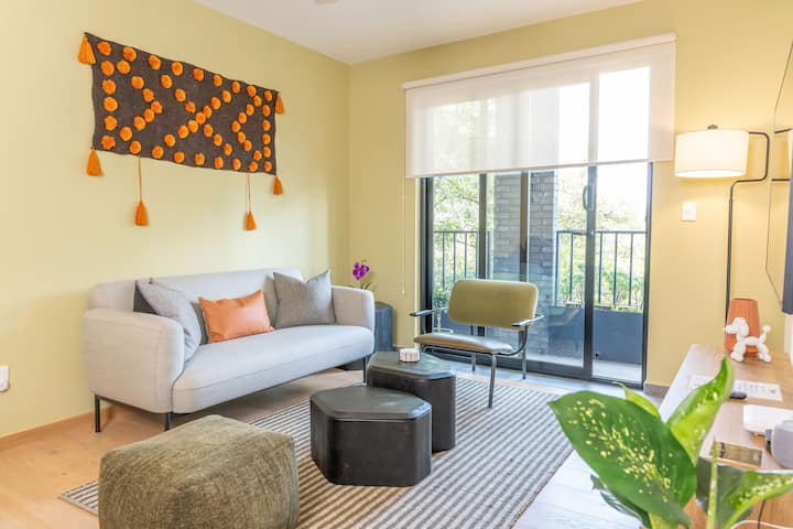 Línea: Stylish Roma Apartment–pool/gym/co-working - Mexico City