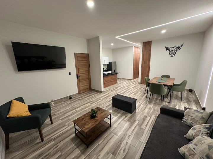 Jimmy's House - León