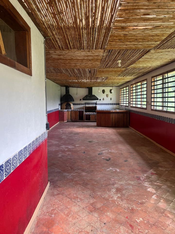 Private Barn Parties - Cartago