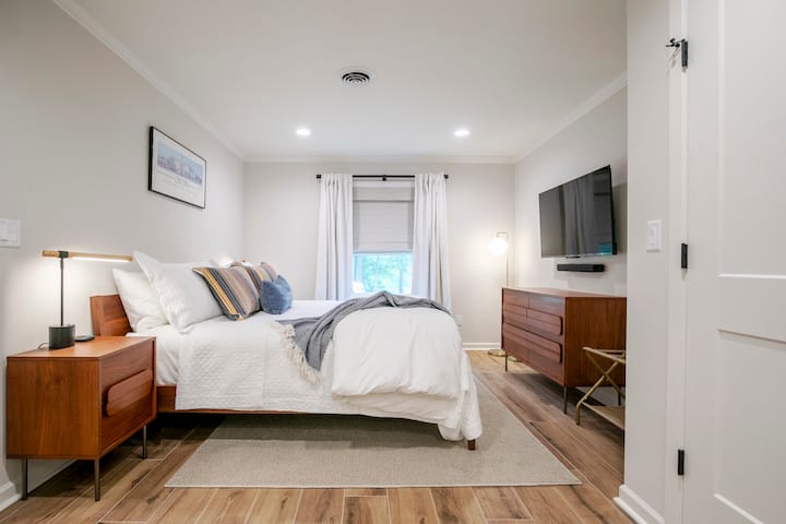 The Square Unit 2, Cozy 1 Br By Velvetditchvillas - Oxford, MS